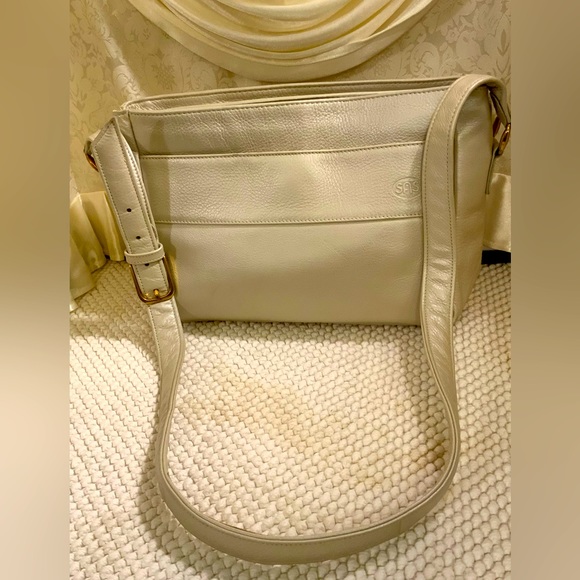 SAS | Bags | Sas Leather Crossbody Shoulder Bag | Poshmark